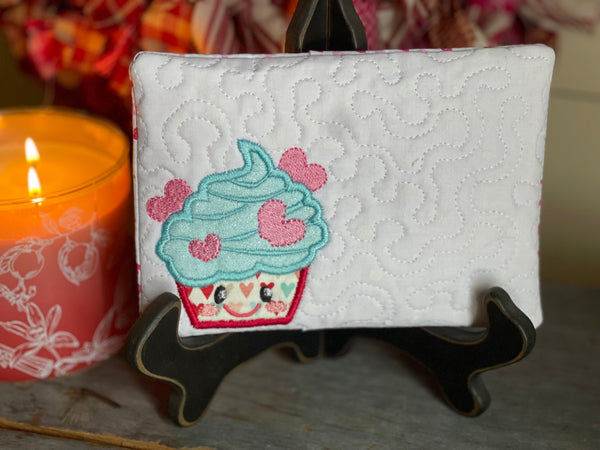 Cupcake Valentine Mug Rug - Coop de Chick